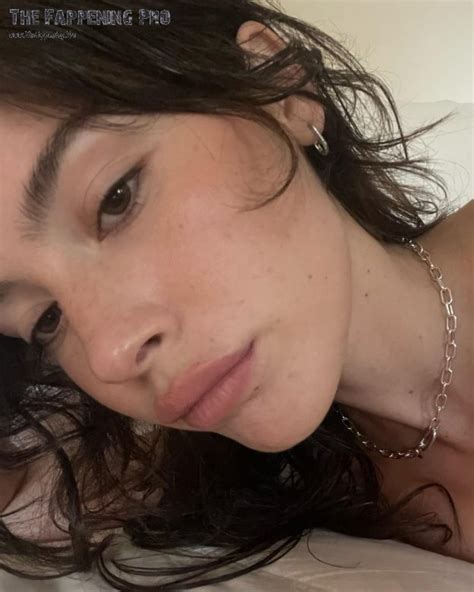 Gracie Abrams Nude Leaked 2024 37 Photos The Fappening