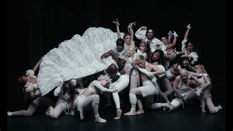 Lady Gaga Unleashes New Single Abracadabra And We Re Obsessed Celebmix