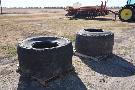 diamond tread 28l 26 implement tires bigiron auctions