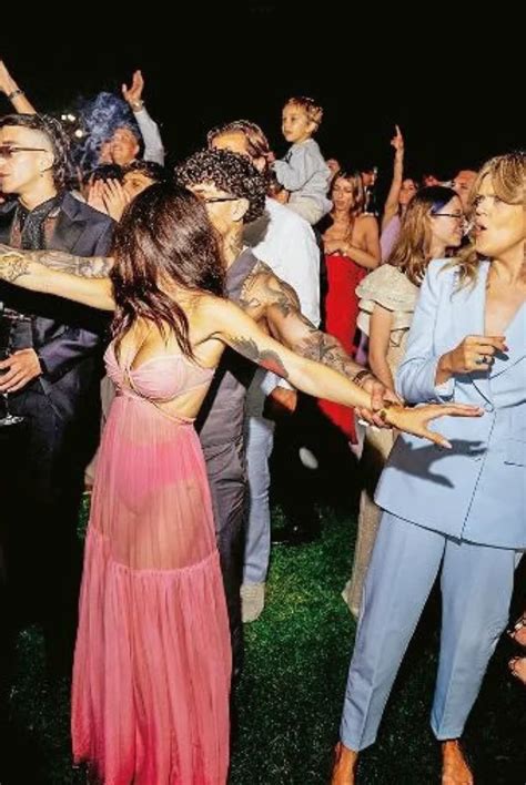 Giulia De Lellis E Tony Effe Molto Vicini Al Matrimonio Di Cecilia E Ignazio Gossipposo