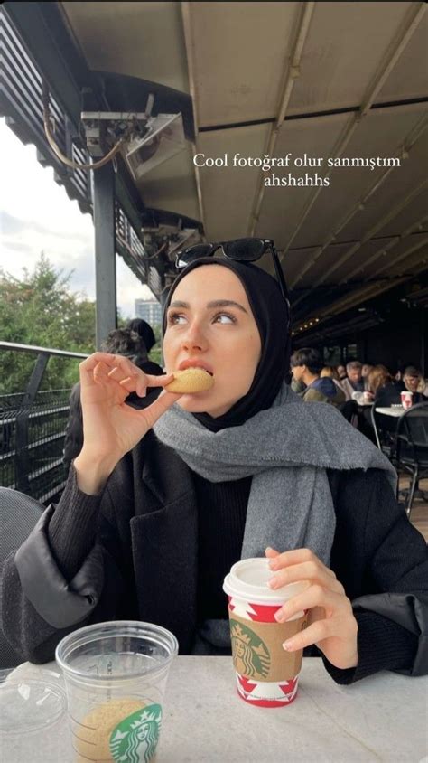 Pin by KüBra Görgülü on pp | Selfie poses instagram, Girly photography, Muslim fashion outfits