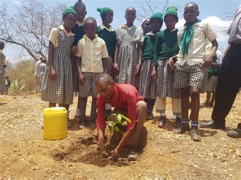 William Ngumbau On Linkedin Just Donated Fruit Trees To Each Class In All Saints Primary School In