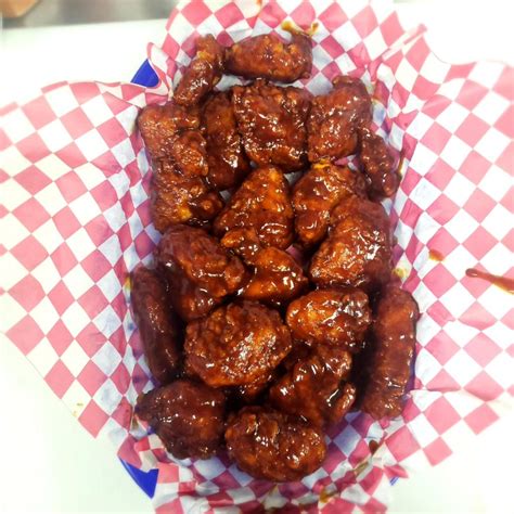 New chicken wing restaurant featuring home-made Carolina Reaper sauce just opened - 614NOW