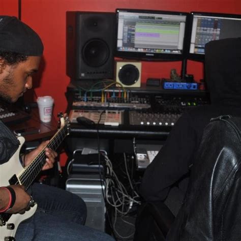 Emmanuel Cabral Youtube