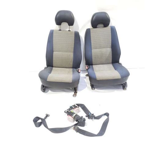 Full Set Of Seats With Belts Oem 1995 Mitsubishi Pajero Xr Ii For Sale