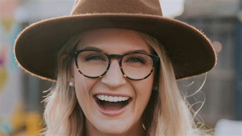 4 Subtle Habits That Make Men Quietly Develop Real Feelings For You According To Psychology