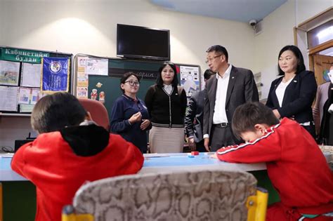 Хөгжлийн бэрхшээлтэй сурагчид төдийлөн их дээд сургуульд элсээд байдаггүй