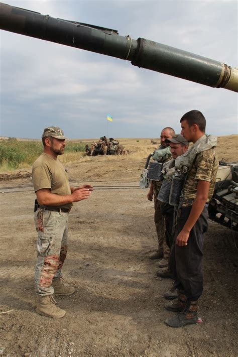 54 ОМБр показала, як пройшли підводні навчання танкістів на полігоні ...