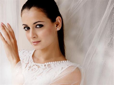 Dia Mirza Wallpapers Wallpaper Cave