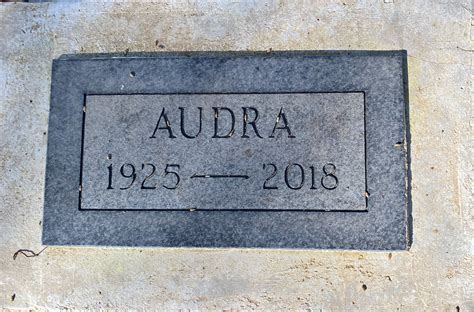 Audra Beth Ching Van Ornam Tucker 1924 2018 Find A Grave Memorial