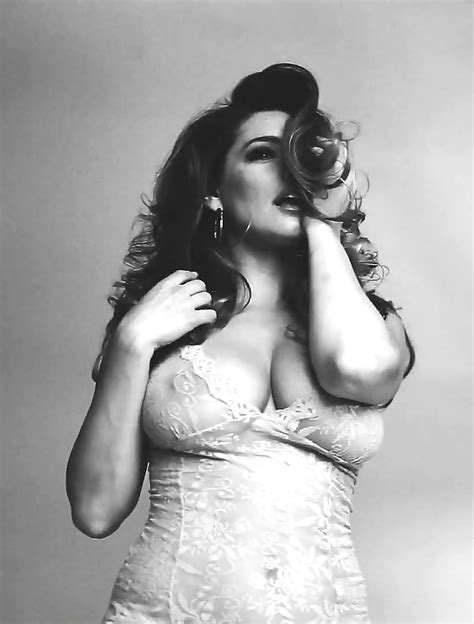 Kelly Brook Porn Pictures Xxx Photos Sex Images 1204804 Pictoa