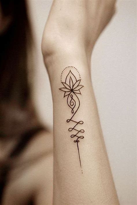Es Gibt Viele Variationen Eines Lotusblumen Tattoos Aber Alle Haben