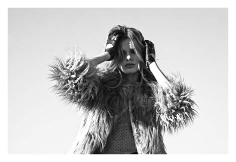 Photo Of Fashion Model Lien Vieira Id 393151 Models The Fmd