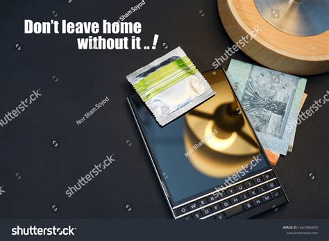 Photo De Stock Une Idée Conceptuelle Sur Léducation Sexuelle 1662966403 Shutterstock