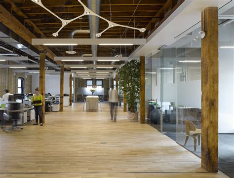 Quadrangle Architects Transforms Warehouse Into Creative Workspaces