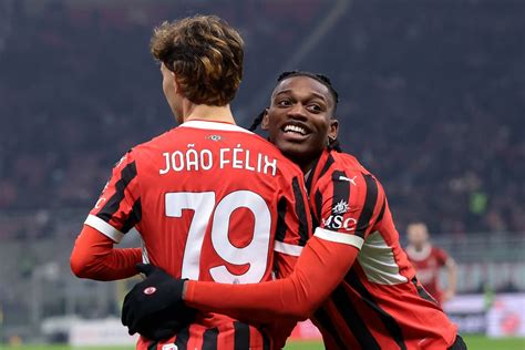 Comentários Félix Apresentado No Milan O Pedido A Conceição O Exemplo De Rui Costa E O