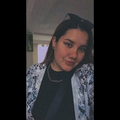 Yuliana Diaz Yuyu 2102 • Threads Say More