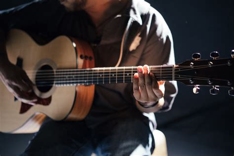 How To Fix Buzzing on High E String? (Low Frets & High Frets ...