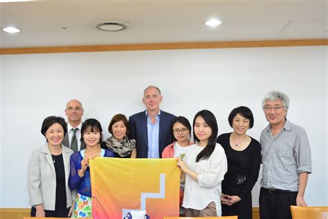 인문학 이야기 이상주의자 ⠀⠀⠀⠀⠀⠀⠀⠀⠀⠀⠀⠀⠀⠀⠀⠀⠀⠀⠀⠀⠀⠀⠀⠀⠀ ⠀⠀⠀⠀⠀⠀⠀⠀⠀⠀⠀⠀⠀⠀⠀⠀⠀⠀⠀⠀⠀⠀⠀⠀⠀⠀ 오랫동안 꿈을 그리는 사람은 마침내 그 꿈을