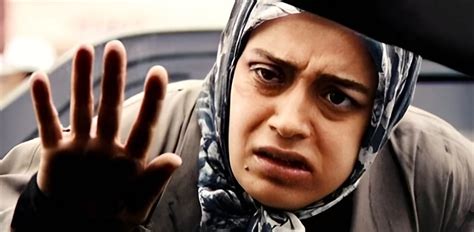 25 عکس تغییر فاحش الهام چرخنده از کودکی تا بازیگری و ازدواج با طلبه