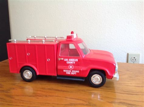 Emergency Tv Show Squad 51 Truck And Ljn Action Figures 1975 1875196292