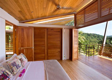 Casa Flotanta By Benjamin Garcia Saxe Architecture Is Above A Forest