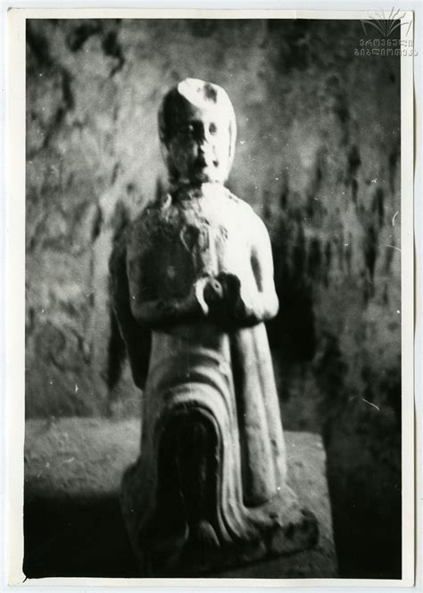 Iverieli ქედისუბნის მთავარანგელოზის ქანდაკება საკურთხეველში