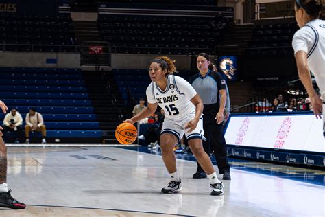 Uc Davis Womens Basketball Takes The Win Over Fullerton To Extend Hot