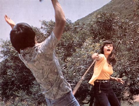 Qiao Tan Nu Jiao Wa 1977