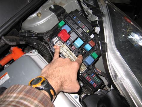 Toyota 2008 Prius Dead Battery Motor Vehicle Maintenance And Repair