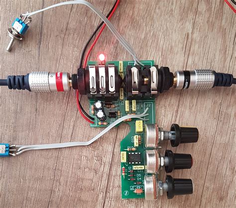 AVT3031 DISTORTION PLUS EasyEDA Open Source Hardware Lab