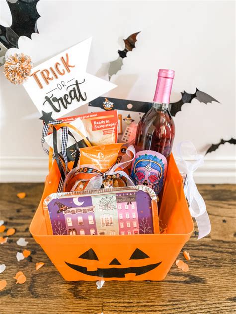 How To Make A Boo Basket This Is Such A Fun Idea