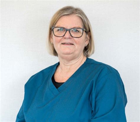 Meet Janice E Experienced Dental Professional