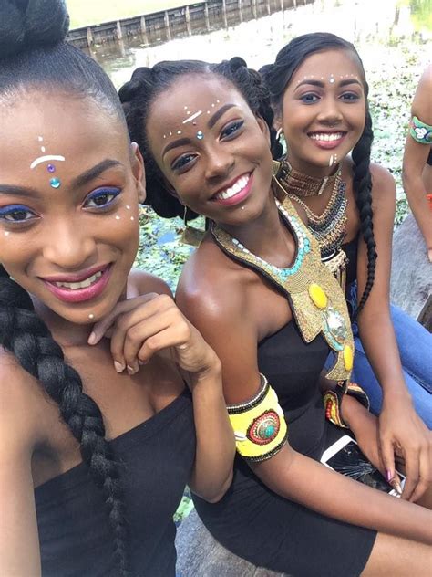 Guyana Girls Funny Animal Photos Animal Photo Style