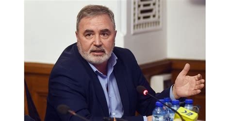 Доц Кунчев Вероятно ще стигнем пика на грипната вълна в края на януари