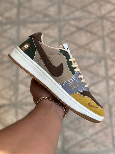 کتونی ایر جردن ۱ وودو خردلی ۱۰۴۶ کفش حسام