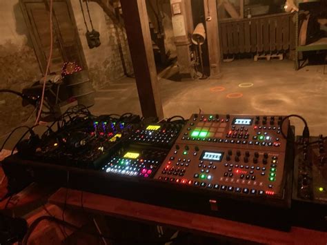 Elektron Dawless Techno Setup In A Flight Case R Synthesizers