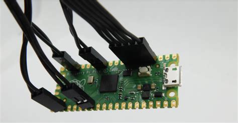 custom usb games controllers with raspberry pi pico hackspace 42