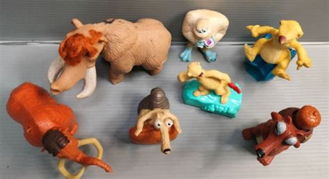 Ice Age Figure Set Toys And Collectibles Mainan Di Carousell