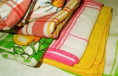 У меня даже 5 ти летние полотенца как новые Достаточно раз в год замочить их в этом растворе