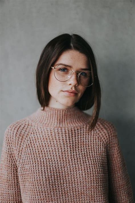 Setuju Gak Sih Cewek Berkacamata Itu Seksi Nih Fakta Lainnya