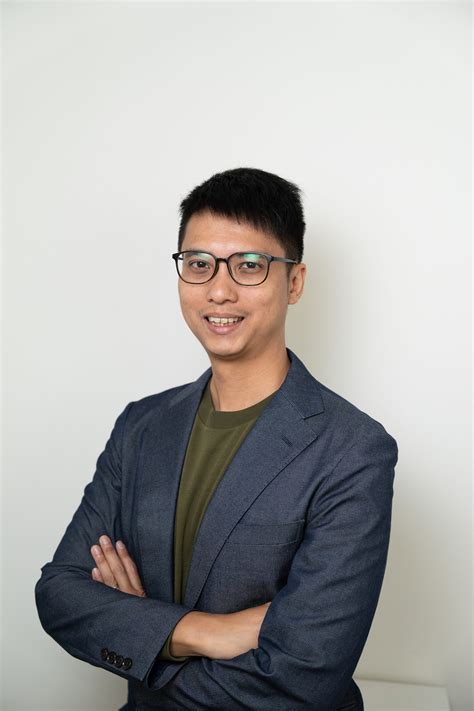 Ocean Ng Medium