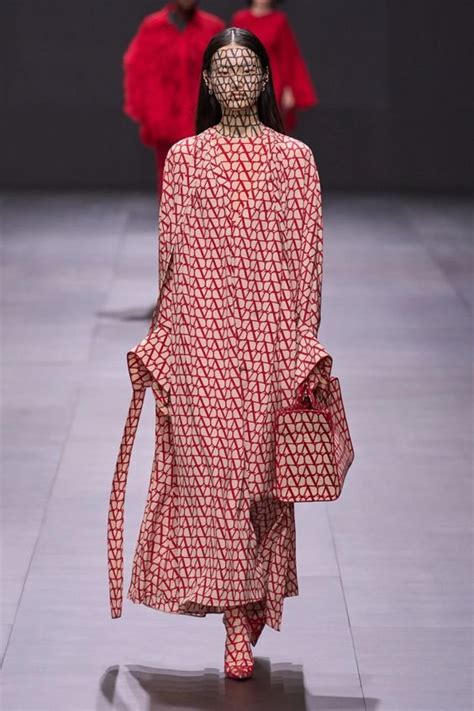 Pattern Curator Trend Service Irregular Geometry
