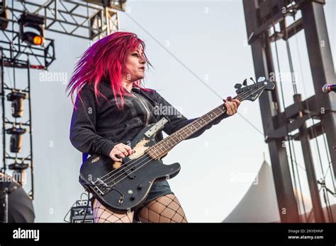 Jennifer Finch Of L7 Performs During Riot Fest At Douglas Park On Sept