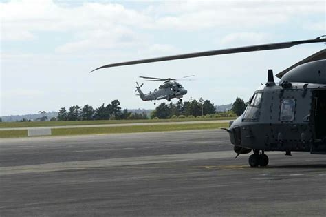 Pin by Ian (kiwi) on RNZAF, RNZN, NZ ARMY, NZDF | Fighter jets ...