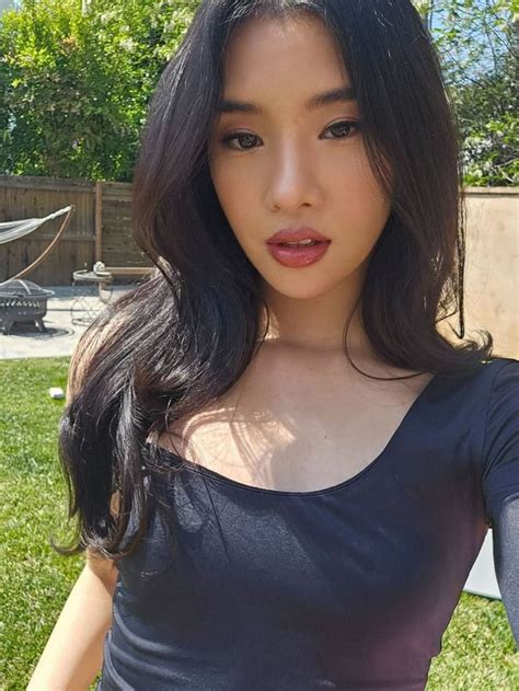 Pin By ꒦꒷𝑲𝒊𝒔𝒔 On ♡⃝ Katseye ٭˙ Queen Sophia Sophia Pretty Face