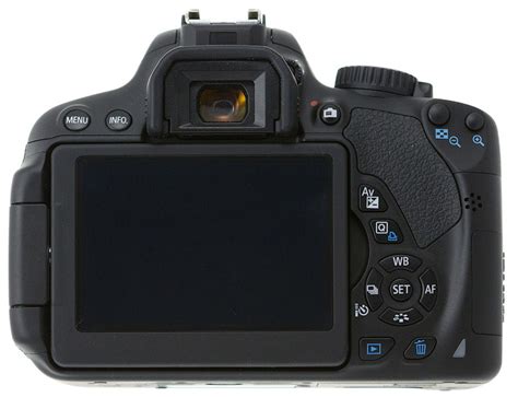 Первая зеркальная камера с сенсорным экраном: обзор Canon EOS 650D