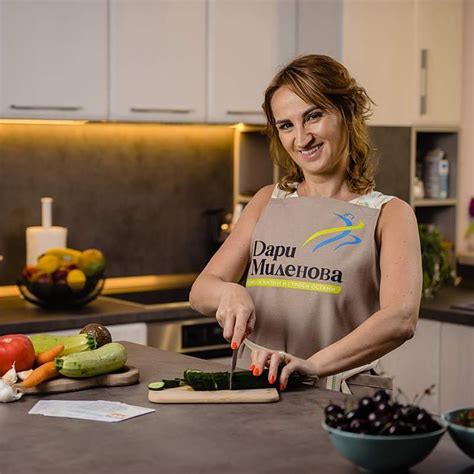 Дари Миленова 👩‍🍳 Искаш да се храниш вкусно и Facebook