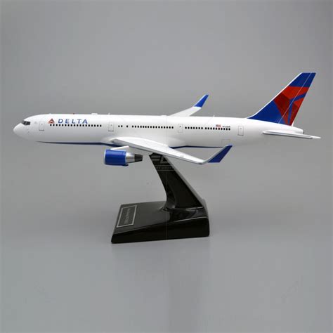Custom Built Delta Air Lines Boeing 767 332er Model Airplane Factory