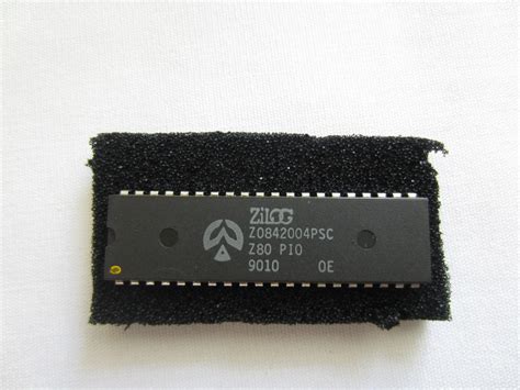 Zilog Z0842004psc Nmos Cmos Z80 Pio Z80 Pio Dip40 Ebay